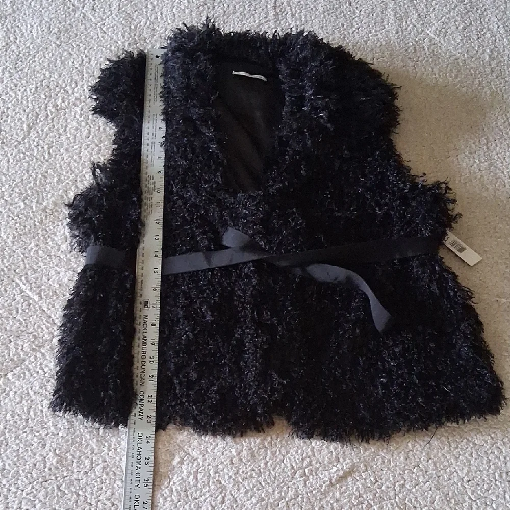 T Tahari | Jackets & Coats | New T Tahari Black Textured Vest | Poshmark